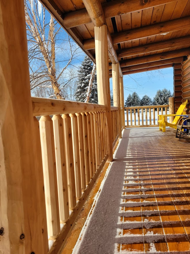 Log Railing – Superior Log & Rail